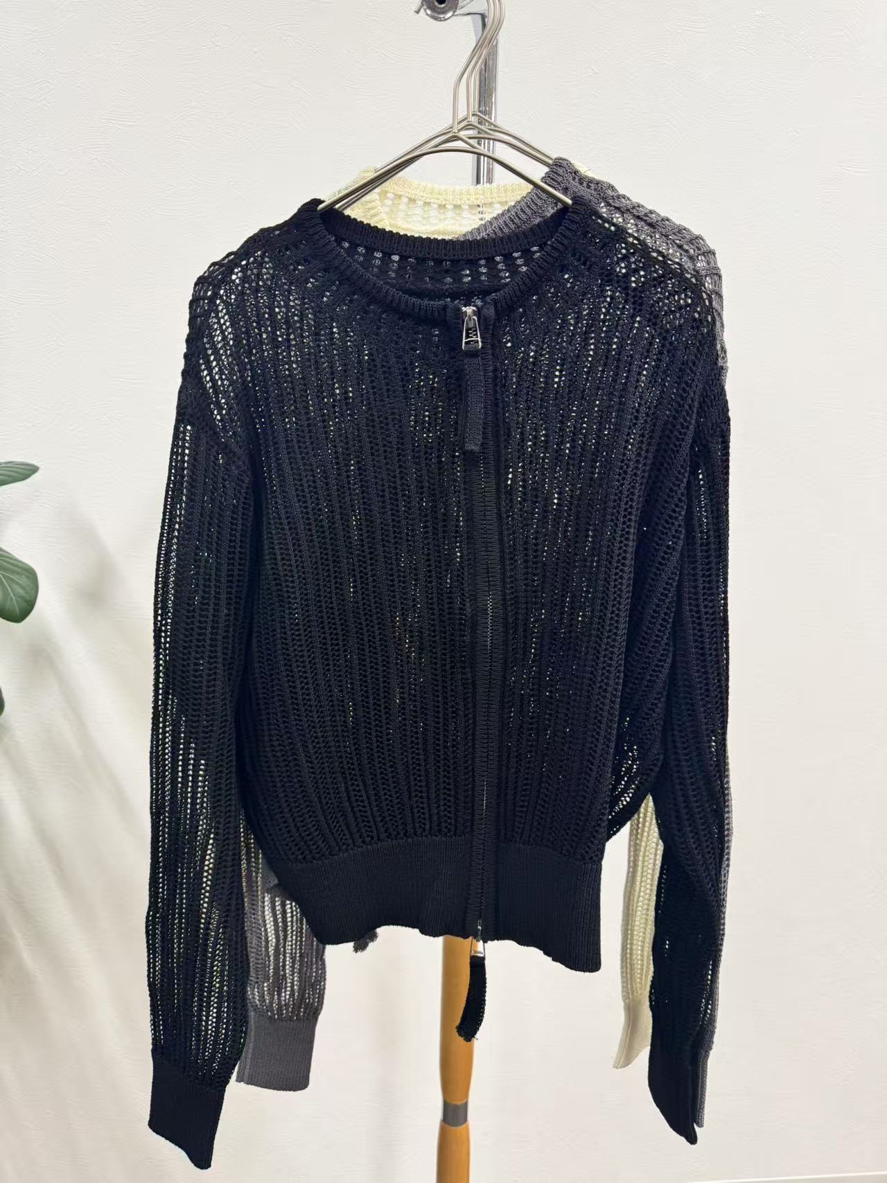 ☆ダブルZIPメッシュトップス – ABITOKYO ( アビトーキョー ☆ダブルZIPメッシュトップス – ABITOKYO ( アビトーキョー